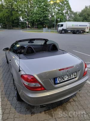 Brūns Mercedes-Benz SLK 200 2007 Rīga, ar dzinēja tilpumu 1.80 L un nobraukumu 252 tūkst. km par 6800 €, foto 15 vietnē AUTOMOTO.COM.LV