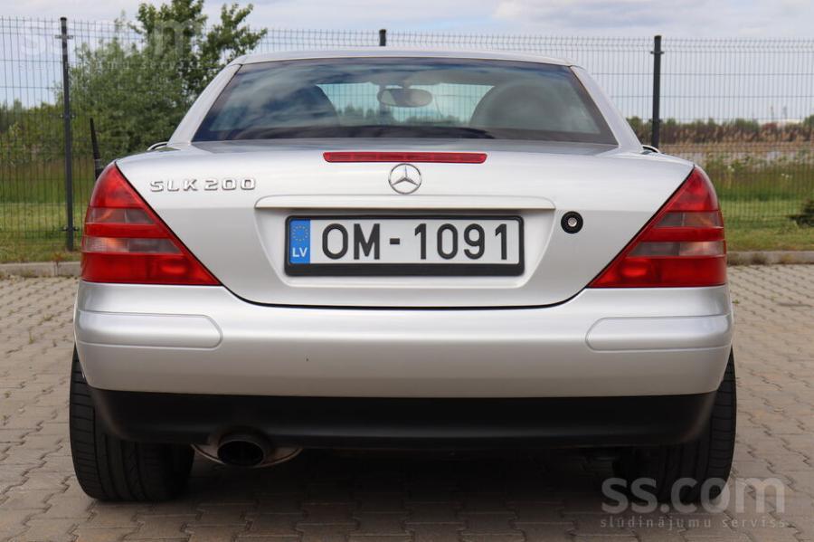 Mercedes-Benz SLK 200 1997 in Riga, with an engine capacity of 2.00 L and mileage of 196 thousand km for 3350 €, photo 12 on AUTOMOTO.COM.LV