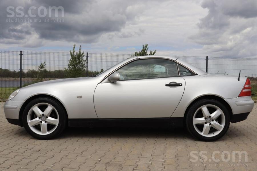 Mercedes-Benz SLK 200 1997 in Riga, with an engine capacity of 2.00 L and mileage of 196 thousand km for 3350 €, photo 17 on AUTOMOTO.COM.LV