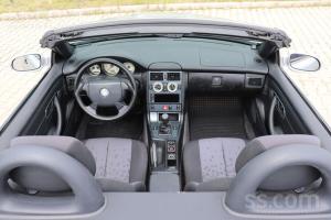 Mercedes-Benz SLK 200 1997 in Riga, with an engine capacity of 2.00 L and mileage of 196 thousand km for 3350 €, photo 21 on AUTOMOTO.COM.LV