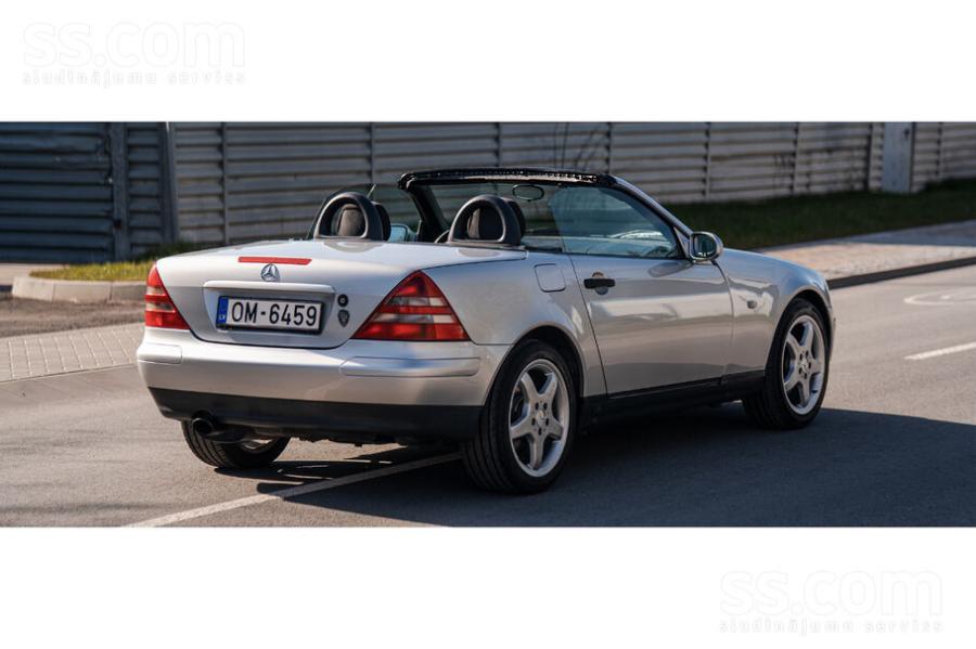 Mercedes-Benz SLK 200 1998 Rīga, ar dzinēja tilpumu 2.00 L un nobraukumu 237 tūkst. km par 3950 €, foto 1 vietnē AUTOMOTO.COM.LV