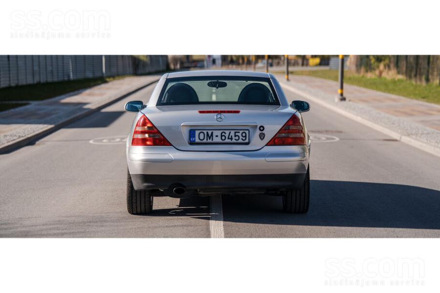 Mercedes-Benz SLK 200 1998 Rīga, ar dzinēja tilpumu 2.00 L un nobraukumu 237 tūkst. km par 3950 €, foto 14 vietnē AUTOMOTO.COM.LV
