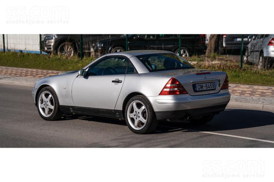 Mercedes-Benz SLK 200 1998 Rīga, ar dzinēja tilpumu 2.00 L un nobraukumu 237 tūkst. km par 3950 €, foto 15 vietnē AUTOMOTO.COM.LV