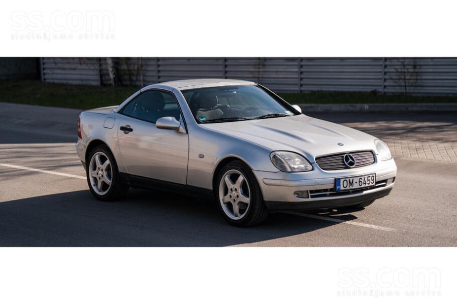 Mercedes-Benz SLK 200 1998 Rīga, ar dzinēja tilpumu 2.00 L un nobraukumu 237 tūkst. km par 3950 €, foto 18 vietnē AUTOMOTO.COM.LV