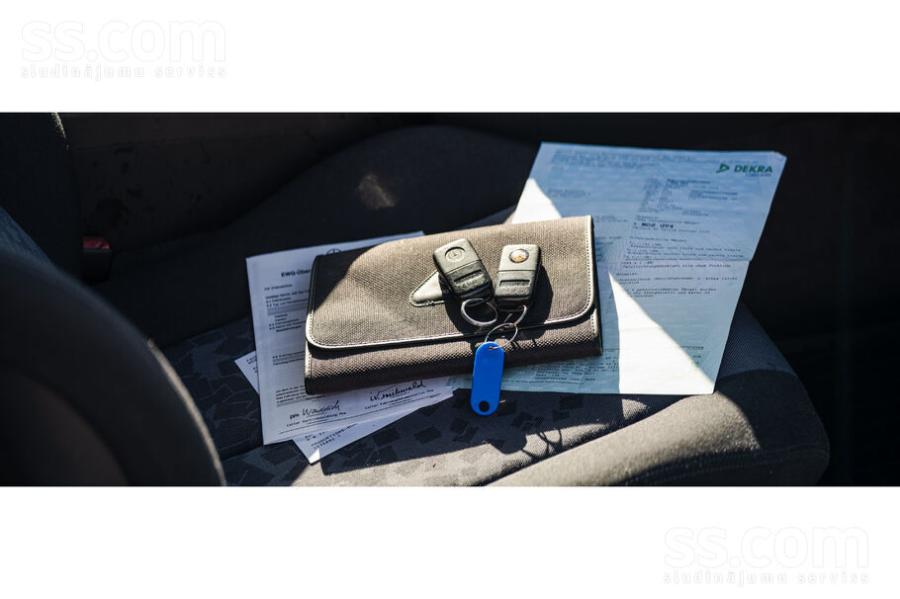 Mercedes-Benz SLK 200 1998 Rīga, ar dzinēja tilpumu 2.00 L un nobraukumu 237 tūkst. km par 3950 €, foto 20 vietnē AUTOMOTO.COM.LV