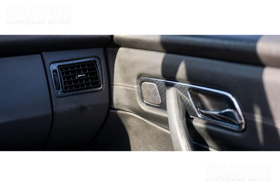 Mercedes-Benz SLK 200 1998 Rīga, ar dzinēja tilpumu 2.00 L un nobraukumu 237 tūkst. km par 3950 €, foto 24 vietnē AUTOMOTO.COM.LV