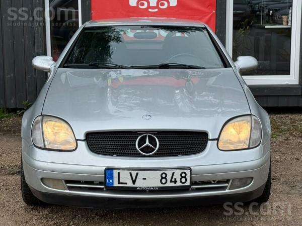 Mercedes-Benz SLK 200 1999 Rīga, ar dzinēja tilpumu 2.00 L un nobraukumu 219 tūkst. km par 2000 €, foto 3 vietnē AUTOMOTO.COM.LV
