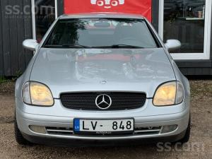 Мерседес СЛК 200 1999 в Рига, объемом двигателя 2.00 л и пробегом 219 тыс. км за 2000 €, фото 4 на AUTOMOTO.COM.LV