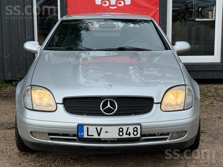 Мерседес СЛК 200 1999 в Рига, объемом двигателя 2.00 л и пробегом 219 тыс. км за 2000 €, фото 4 на AUTOMOTO.COM.LV