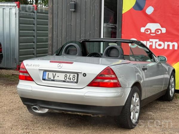 Mercedes-Benz SLK 200 1999 Rīga, ar dzinēja tilpumu 2.00 L un nobraukumu 219 tūkst. km par 2000 €, foto 5 vietnē AUTOMOTO.COM.LV