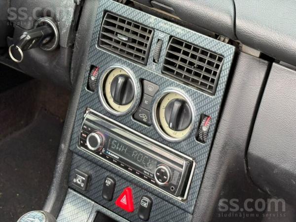 Mercedes-Benz SLK 200 1999 Rīga, ar dzinēja tilpumu 2.00 L un nobraukumu 219 tūkst. km par 2000 €, foto 8 vietnē AUTOMOTO.COM.LV