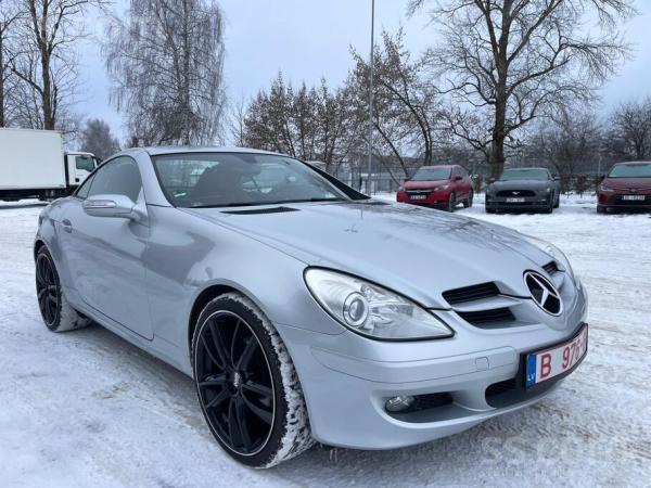 Mercedes-Benz SLK 200 2005 in Riga, with an engine capacity of 1.80 L and mileage of 101 thousand km for 8500 €, photo 6 on AUTOMOTO.COM.LV