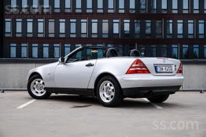 Pelēks Mercedes-Benz SLK 200 1998 Rīga, ar dzinēja tilpumu 2.00 L un nobraukumu 238 tūkst. km par 2850 €, foto 7 vietnē AUTOMOTO.COM.LV