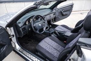 Pelēks Mercedes-Benz SLK 200 1998 Rīga, ar dzinēja tilpumu 2.00 L un nobraukumu 238 tūkst. km par 2850 €, foto 15 vietnē AUTOMOTO.COM.LV