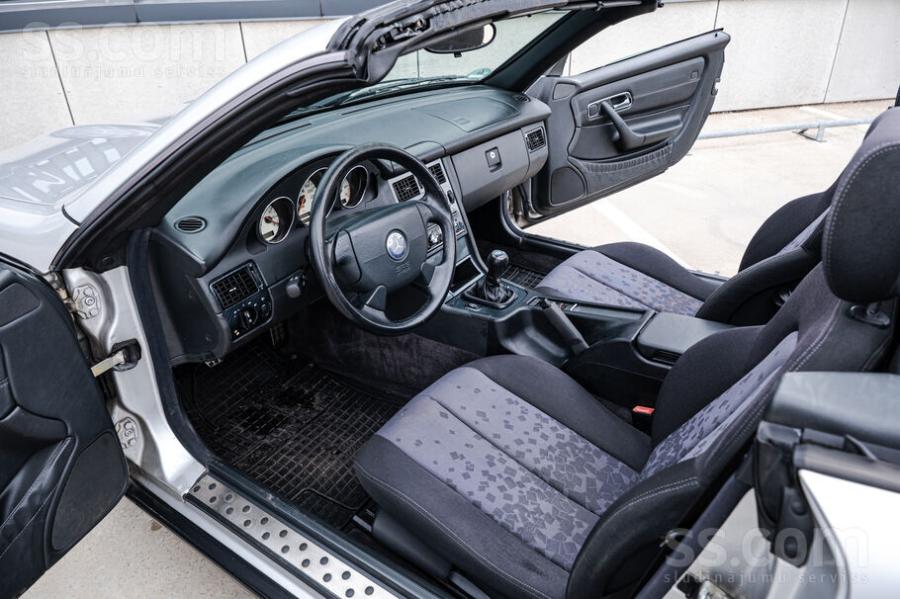 Pelēks Mercedes-Benz SLK 200 1998 Rīga, ar dzinēja tilpumu 2.00 L un nobraukumu 238 tūkst. km par 2850 €, foto 15 vietnē AUTOMOTO.COM.LV