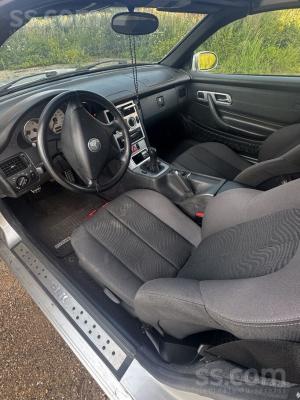 Grey Mercedes-Benz SLK 200 2000 in Jekabpils, with an engine capacity of 2.00 L and mileage of 170 thousand km for 4300 €, photo 7 on AUTOMOTO.COM.LV