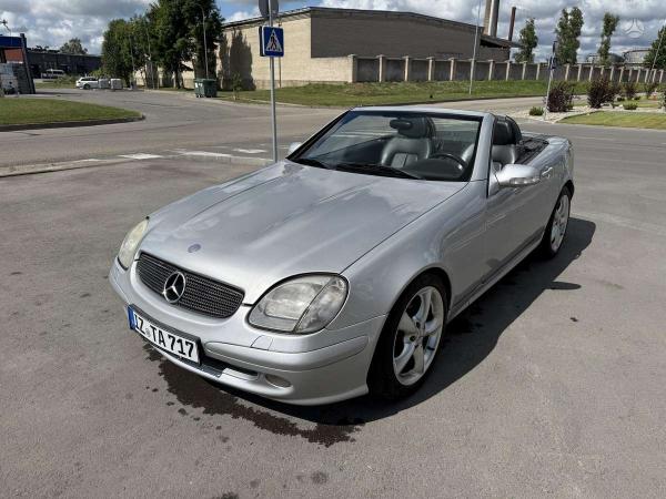 Серый Мерседес СЛК 200 2002 в Шилуте, объемом двигателя 2.00 л и пробегом 160 тыс. км за 3500 €, фото 1 на AUTOMOTO.COM.LV