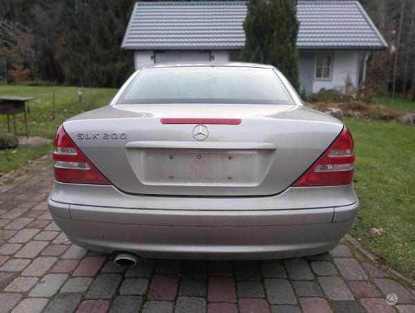 Grey Mercedes-Benz SLK 200 2004 in Utena, with an engine capacity of 2.00 L and mileage of 141 thousand km for 4950 €, photo 11 on AUTOMOTO.COM.LV