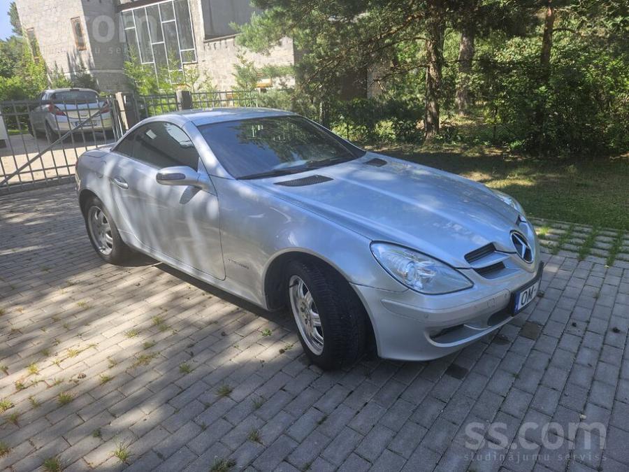 Серый Мерседес СЛК 200 2005 в Рига, объемом двигателя 1.80 л и пробегом 359 тыс. км за 8000 €, фото 8 на AUTOMOTO.COM.LV