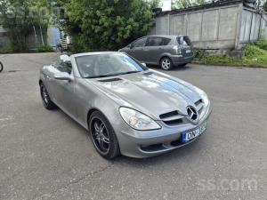 Pelēks Mercedes-Benz SLK 200 2007 Rīga, ar dzinēja tilpumu 1.80 L un nobraukumu 253 tūkst. km par 7490 €, foto 3 vietnē AUTOMOTO.COM.LV