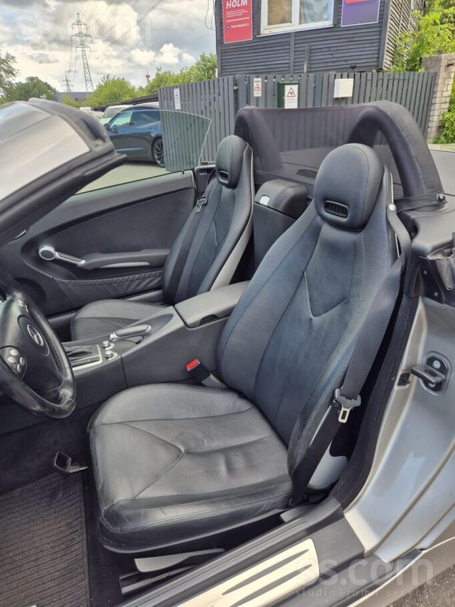 Pelēks Mercedes-Benz SLK 200 2007 Rīga, ar dzinēja tilpumu 1.80 L un nobraukumu 253 tūkst. km par 7490 €, foto 15 vietnē AUTOMOTO.COM.LV