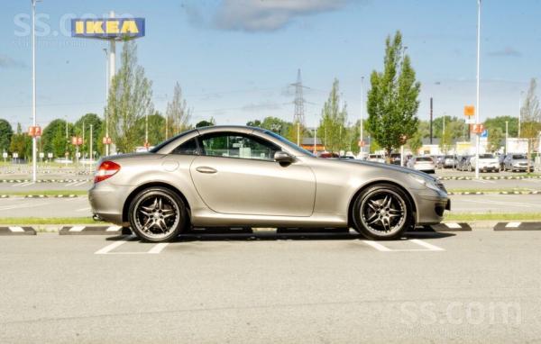 Grey Mercedes-Benz SLK 200 2007 in Riga, with an engine capacity of 1.80 L and mileage of 253 thousand km for 7490 €, photo 9 on AUTOMOTO.COM.LV