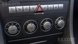 Pelēks Mercedes-Benz SLK 200 2007 Rīga, ar dzinēja tilpumu 1.80 L un nobraukumu 253 tūkst. km par 7490 €, foto 13 vietnē AUTOMOTO.COM.LV