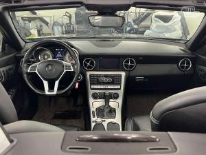 Grey Mercedes-Benz SLK 200 2012 in Aukstieji Rusokai, with an engine capacity of 1.80 L and mileage of 128 thousand km for 10900 €, photo 36 on AUTOMOTO.COM.LV