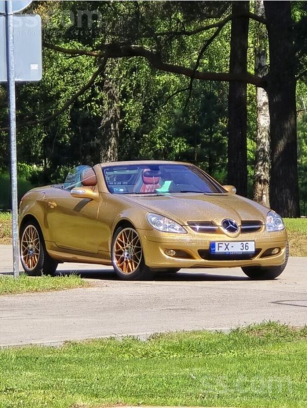 Yellow Mercedes-Benz SLK 200 2005 in Daugavpils, with an engine capacity of 1.80 L and mileage of 127 thousand km for 10000 €, photo 1 on AUTOMOTO.COM.LV