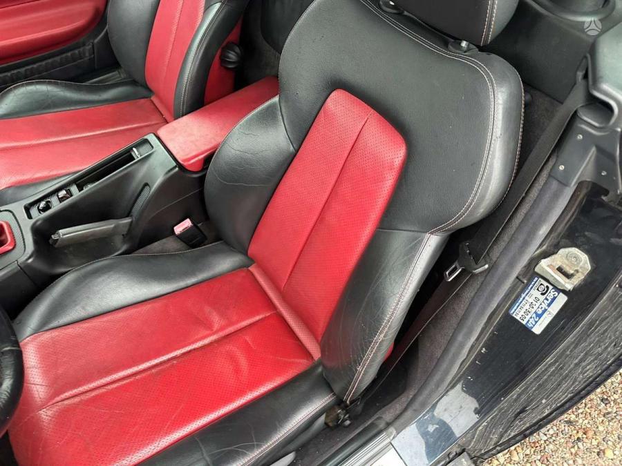 Melns Mercedes-Benz SLK 230 1999 Jurbarkas, ar dzinēja tilpumu 2.30 L un nobraukumu 300 tūkst. km par 2499 €, foto 15 vietnē AUTOMOTO.COM.LV