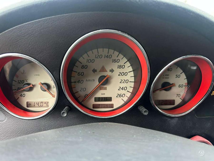 Melns Mercedes-Benz SLK 230 1999 Jurbarkas, ar dzinēja tilpumu 2.30 L un nobraukumu 300 tūkst. km par 2499 €, foto 16 vietnē AUTOMOTO.COM.LV