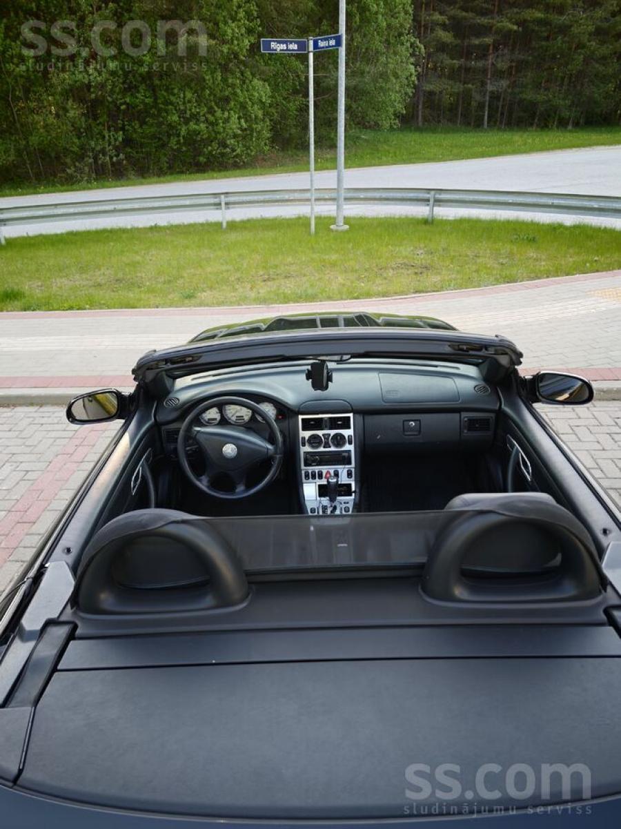 Melns Mercedes-Benz SLK 230 2003 Valmiera, ar dzinēja tilpumu 2.30 L un nobraukumu 280 tūkst. km par 5500 €, foto 6 vietnē AUTOMOTO.COM.LV