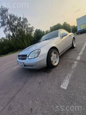 Мерседес СЛК 230 1998 в Рига, объемом двигателя 2.30 л и пробегом 265 тыс. км за 4000 €, фото 6 на AUTOMOTO.COM.LV