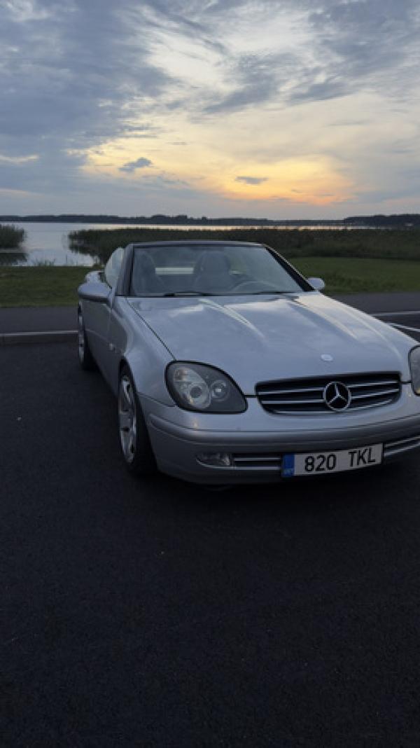 Mercedes-Benz SLK 230 1998 Veru, ar dzinēja tilpumu 2.30 L un nobraukumu 176 tūkst. km par 3690 €, foto 4 vietnē AUTOMOTO.COM.LV