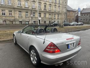 Mercedes-Benz SLK 230 2001 Rīga, ar dzinēja tilpumu 2.30 L un nobraukumu 182 tūkst. km par 3750 €, foto 3 vietnē AUTOMOTO.COM.LV