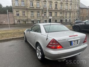 Mercedes-Benz SLK 230 2001 Rīga, ar dzinēja tilpumu 2.30 L un nobraukumu 182 tūkst. km par 3750 €, foto 9 vietnē AUTOMOTO.COM.LV