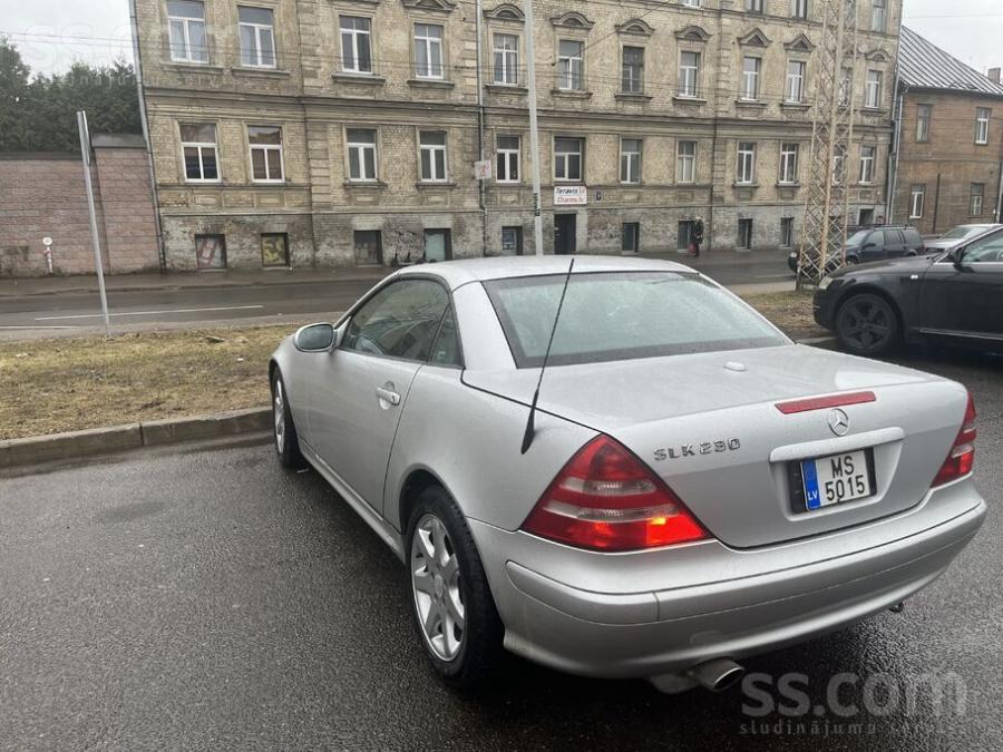 Mercedes-Benz SLK 230 2001 Rīga, ar dzinēja tilpumu 2.30 L un nobraukumu 182 tūkst. km par 3750 €, foto 9 vietnē AUTOMOTO.COM.LV