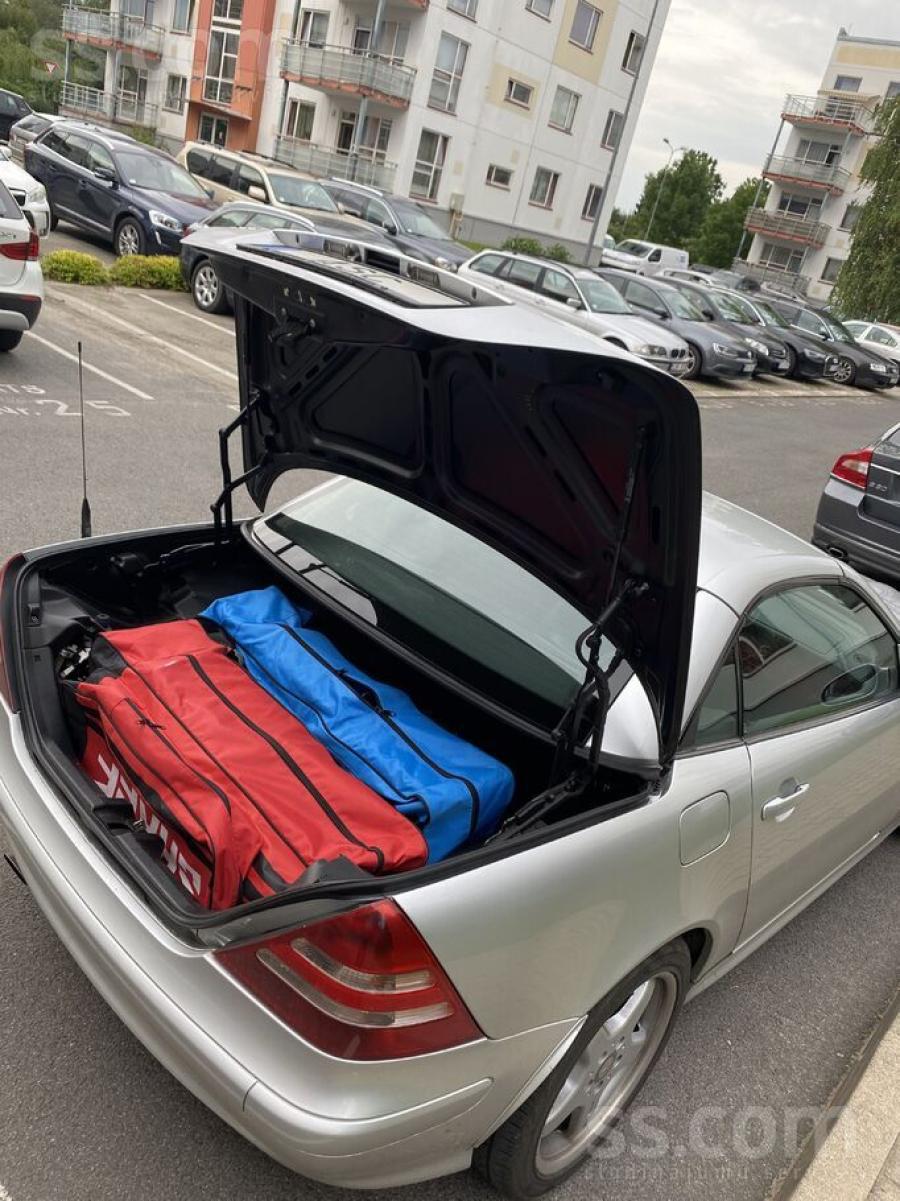 Mercedes-Benz SLK 230 2001 Rīga, ar dzinēja tilpumu 2.30 L un nobraukumu 214 tūkst. km par 4800 €, foto 19 vietnē AUTOMOTO.COM.LV