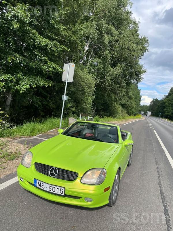 Zaļš Mercedes-Benz SLK 230 2001 Jēkabpils, ar dzinēja tilpumu 2.30 L un nobraukumu 189 tūkst. km par 3490 €, foto 3 vietnē AUTOMOTO.COM.LV