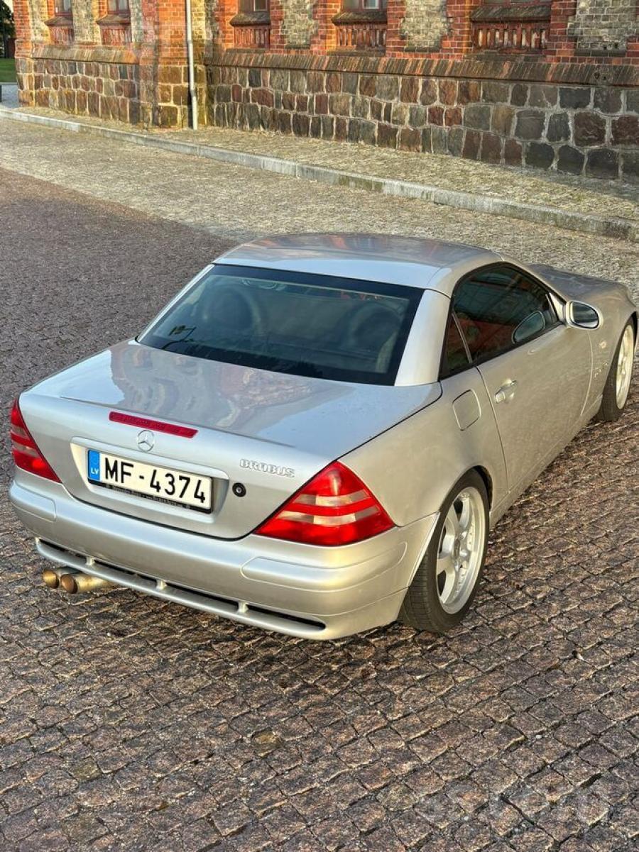 Grey Mercedes-Benz SLK 230 1996 in Ventspils, with an engine capacity of 2.30 L and mileage of 256 thousand km for 6500 €, photo 3 on AUTOMOTO.COM.LV