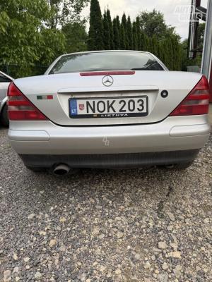 Pelēks Mercedes-Benz SLK 230 1999 Viļņa, ar dzinēja tilpumu 2.30 L un nobraukumu 215 tūkst. km par 2000 €, foto 7 vietnē AUTOMOTO.COM.LV