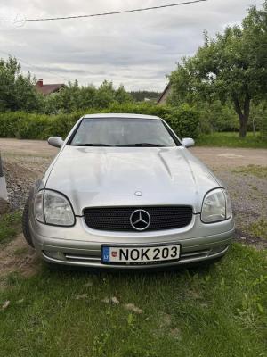Grey Mercedes-Benz SLK 230 1999 in Vilnius, with an engine capacity of 2.30 L and mileage of 216 thousand km for 2200 €, photo 7 on AUTOMOTO.COM.LV