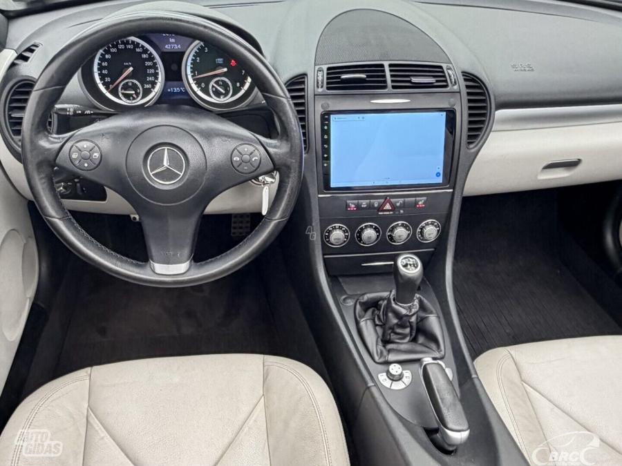 Белый Мерседес SLK 280 2008 в Авиженяй, объемом двигателя 3.00 л и пробегом 269 тыс. км за 11500 €, фото 13 на AUTOMOTO.COM.LV