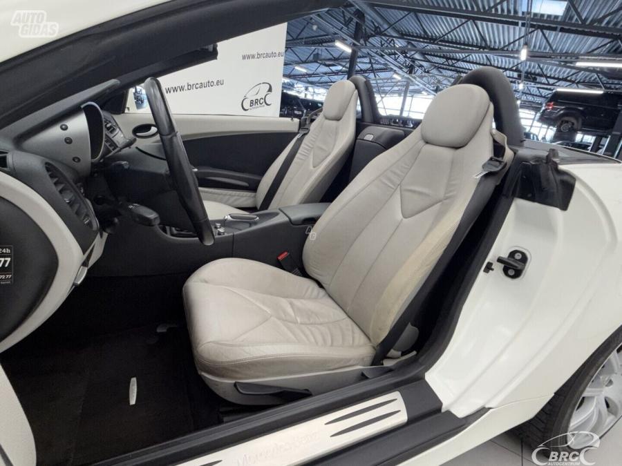Белый Мерседес SLK 280 2008 в Авиженяй, объемом двигателя 3.00 л и пробегом 269 тыс. км за 11500 €, фото 20 на AUTOMOTO.COM.LV