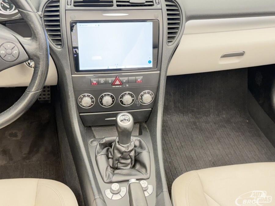 Белый Мерседес SLK 280 2008 в Авиженяй, объемом двигателя 3.00 л и пробегом 269 тыс. км за 9900 €, фото 14 на AUTOMOTO.COM.LV