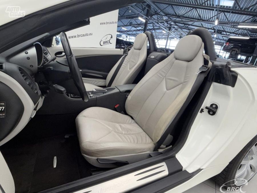 Белый Мерседес SLK 280 2008 в Авиженяй, объемом двигателя 3.00 л и пробегом 269 тыс. км за 9900 €, фото 20 на AUTOMOTO.COM.LV