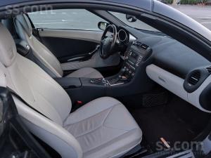 Черный Мерседес СЛК 350 2005 в Рига, объемом двигателя 3.50 л и пробегом 261 тыс. км за 9900 €, фото 8 на AUTOMOTO.COM.LV