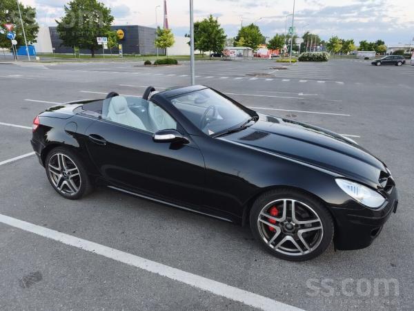 Черный Мерседес СЛК 350 2005 в Рига, объемом двигателя 3.50 л и пробегом 261 тыс. км за 9900 €, фото 9 на AUTOMOTO.COM.LV