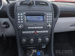 Черный Мерседес СЛК 350 2005 в Рига, объемом двигателя 3.50 л и пробегом 261 тыс. км за 9900 €, фото 14 на AUTOMOTO.COM.LV