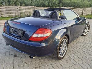 Blue Mercedes-Benz SLK 350 2005 in Vilnius, with an engine capacity of 3.50 L and mileage of 250 thousand km for 7900 €, photo 5 on AUTOMOTO.COM.LV